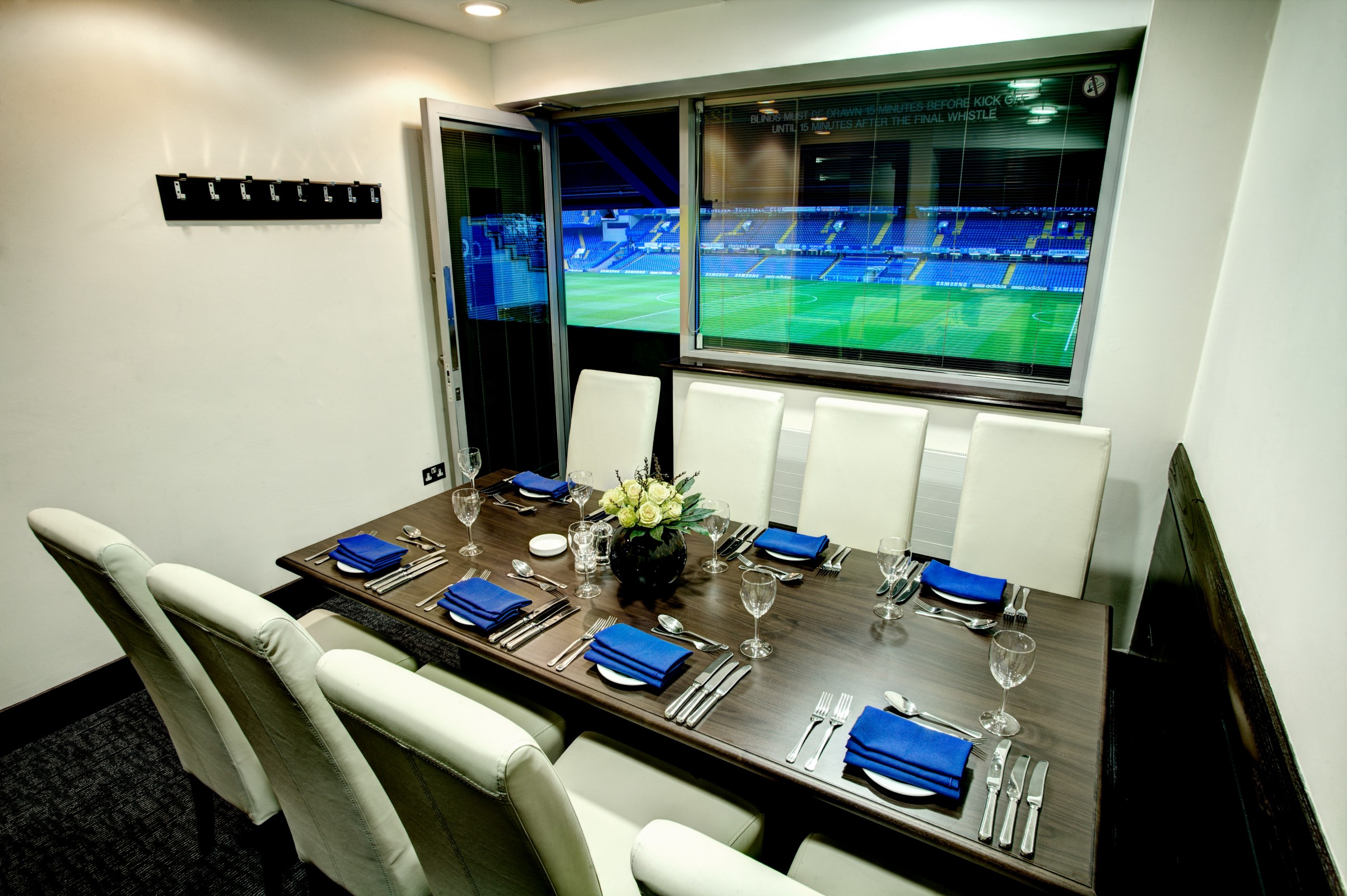 【インセンティブツアーに最適】チェルシー スタンフォードブリッジの会議室でミーティング・表彰式を実現可能 | 海外でのスポーツ観戦・体験 ...